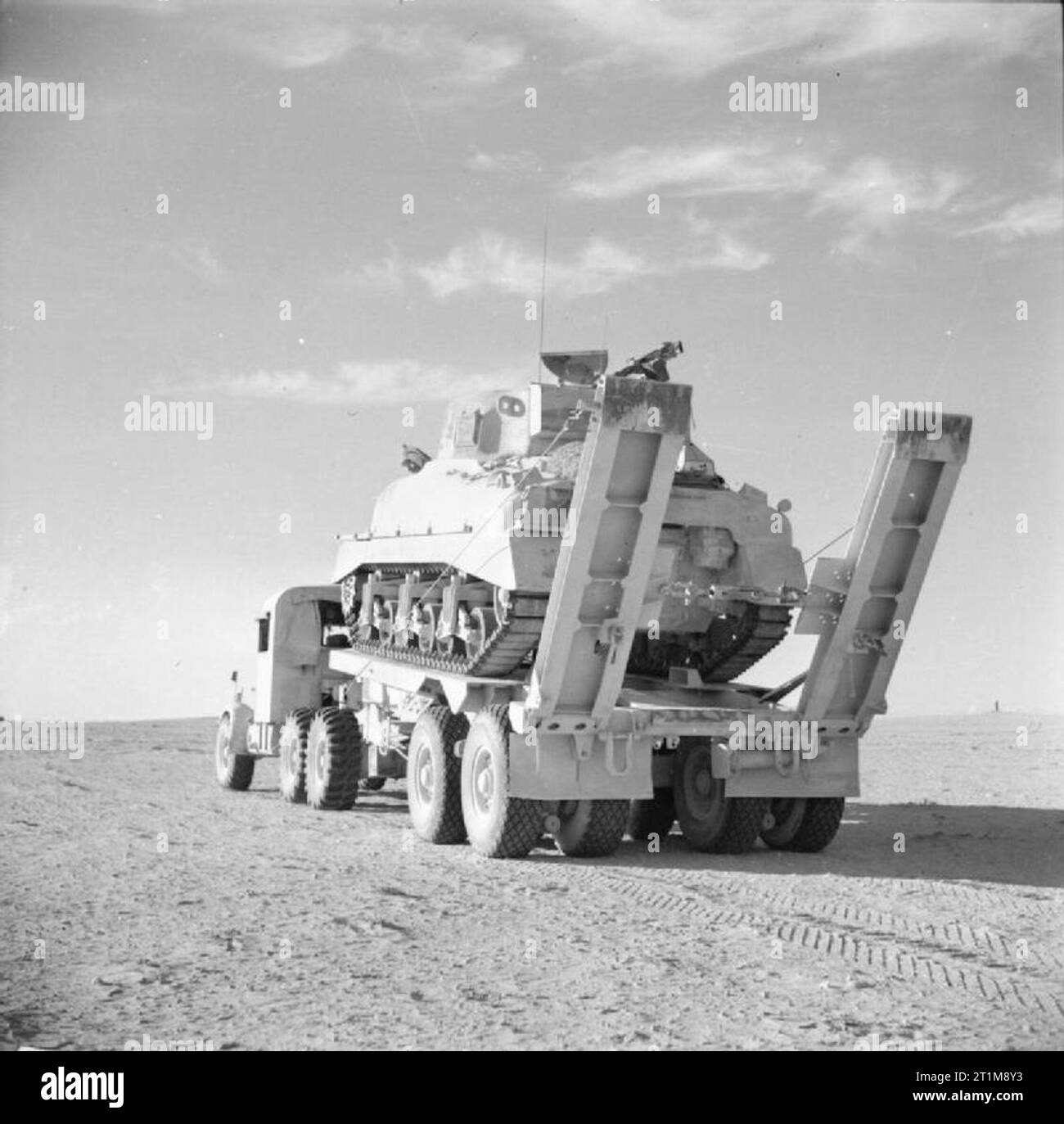 The British Army in North Africa 1942 A Scammell Pioneer tank ...