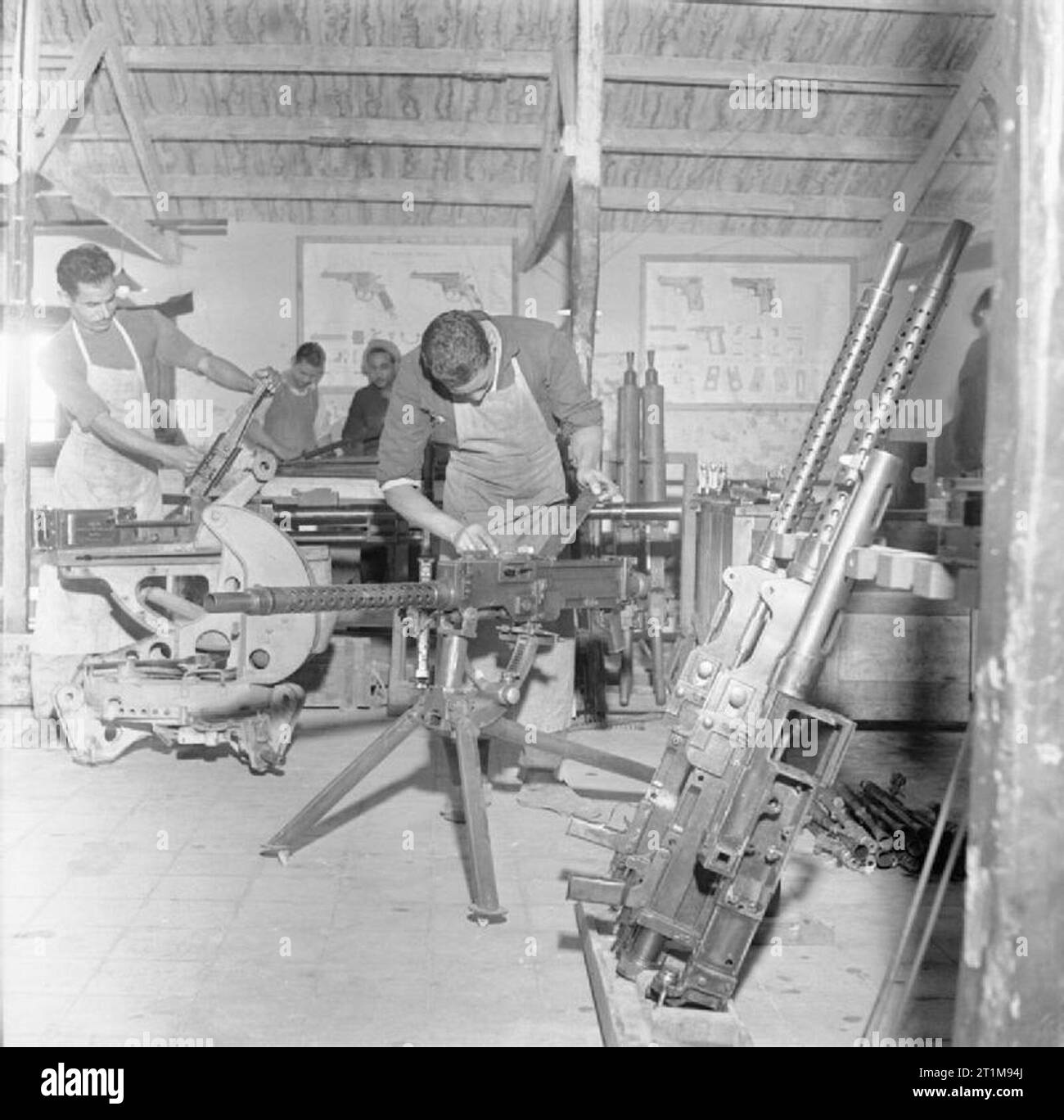 The British Army in North Africa 1942 Interior of machine gun workshop ...