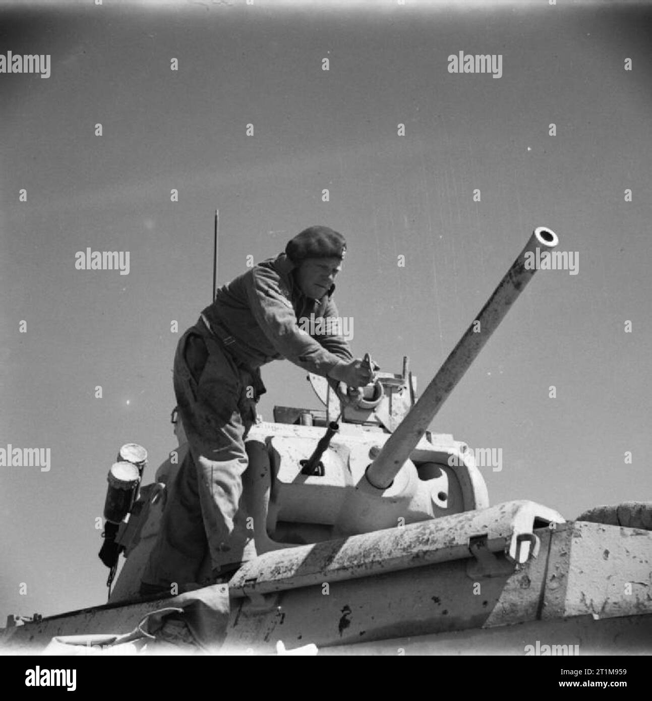 The British Army in North Africa 1942 The gunner of a Matilda tank ...