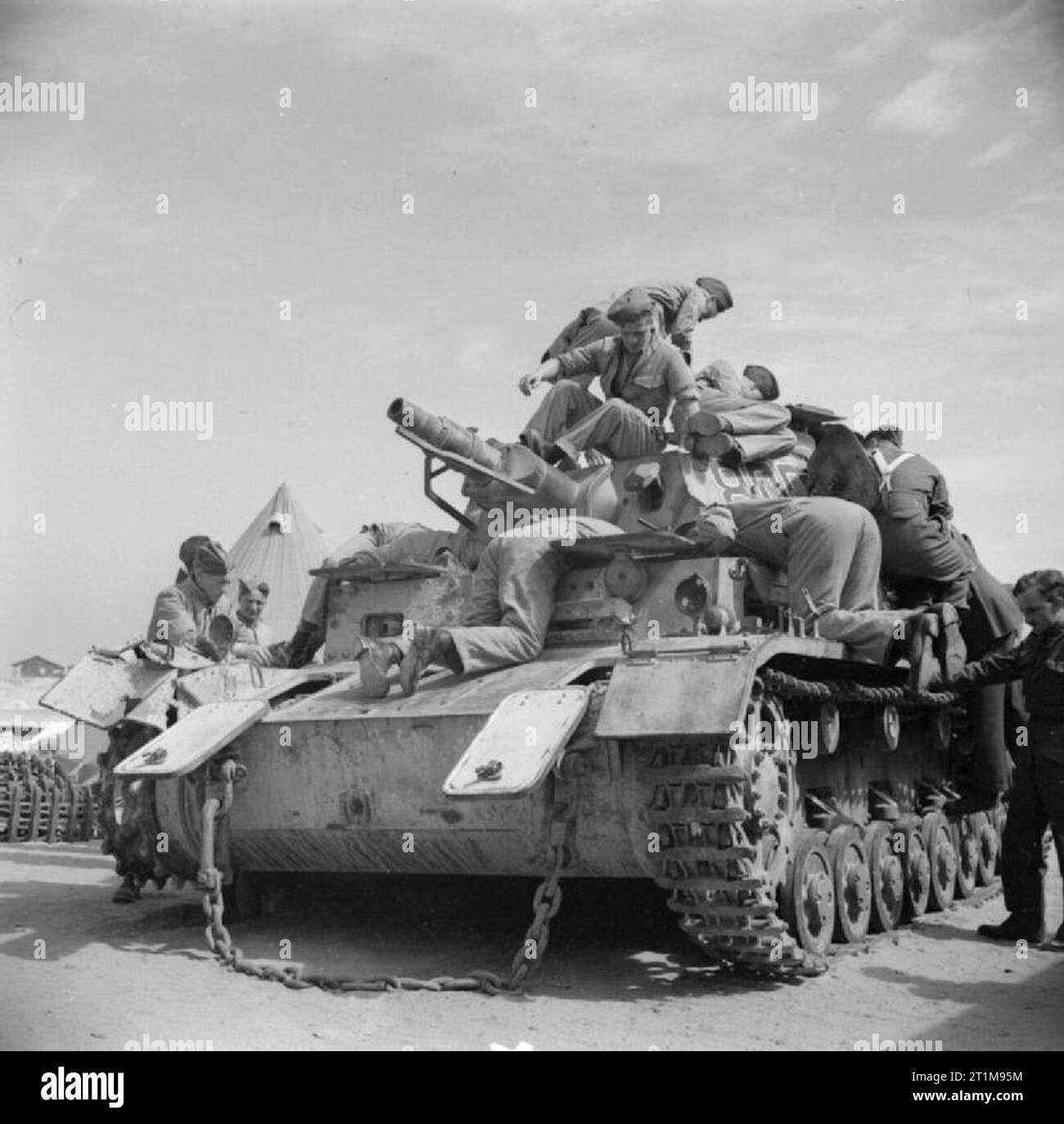 The British Army in North Africa 1942 A captured German Mk IV tank is ...