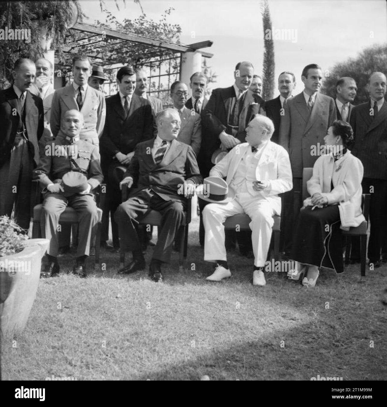 The British Army in North Africa 1943 General Chiang Kai Shek ...