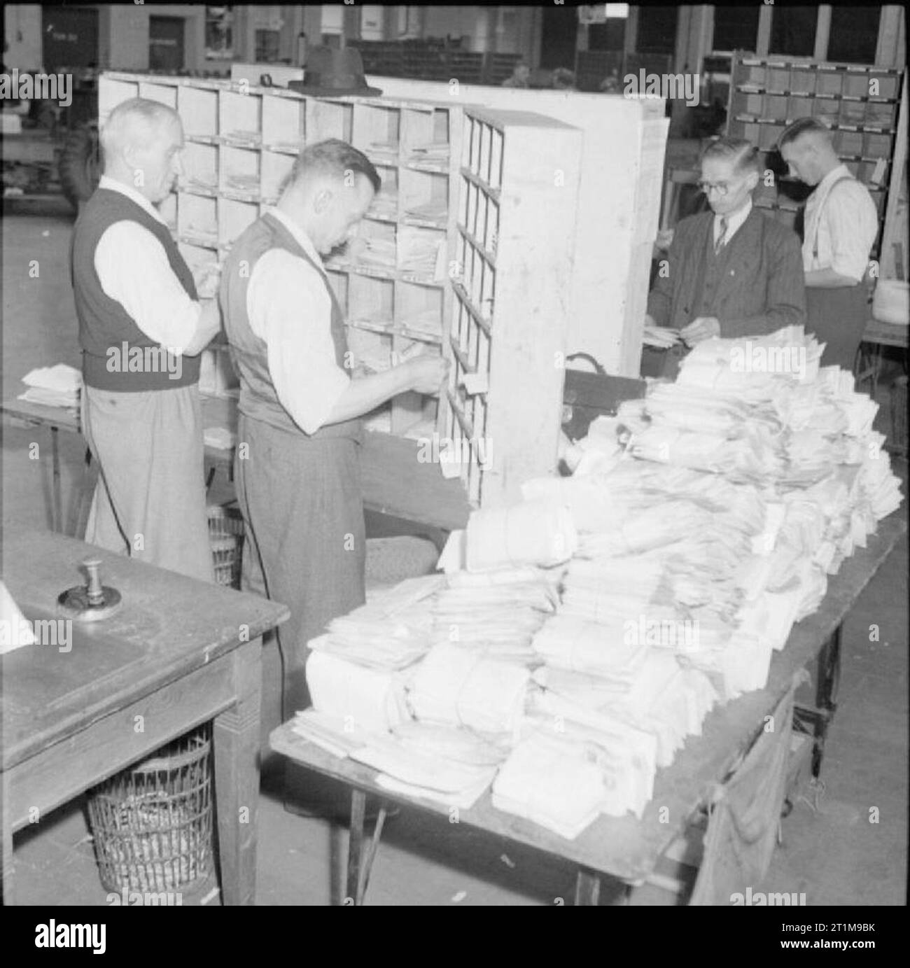 1945 general election hi-res stock photography and images - Alamy