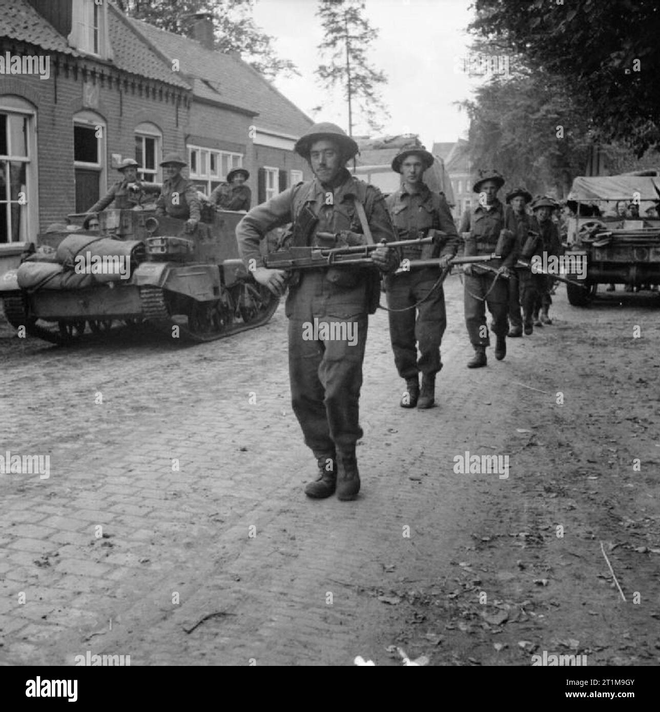 The British Army in North-west Europe 1944-45 Infantry and carriers of ...