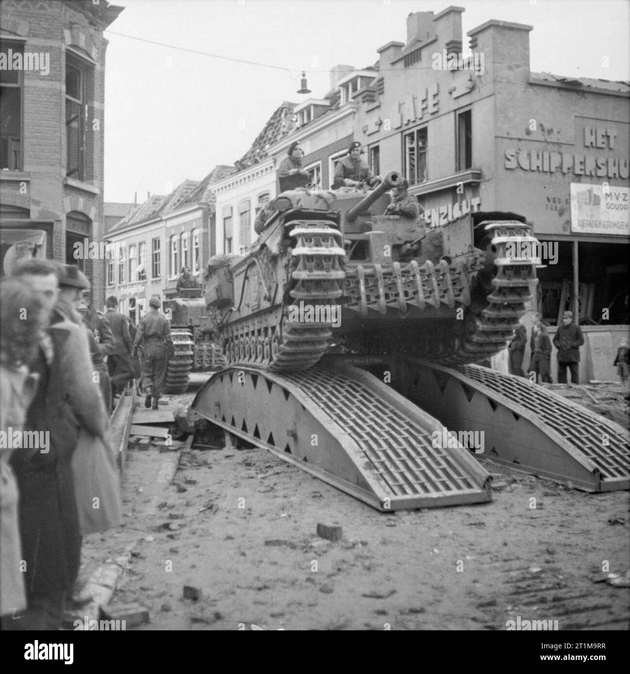 The British Army in North-west Europe 1944-45 Churchill tanks of 34th ...