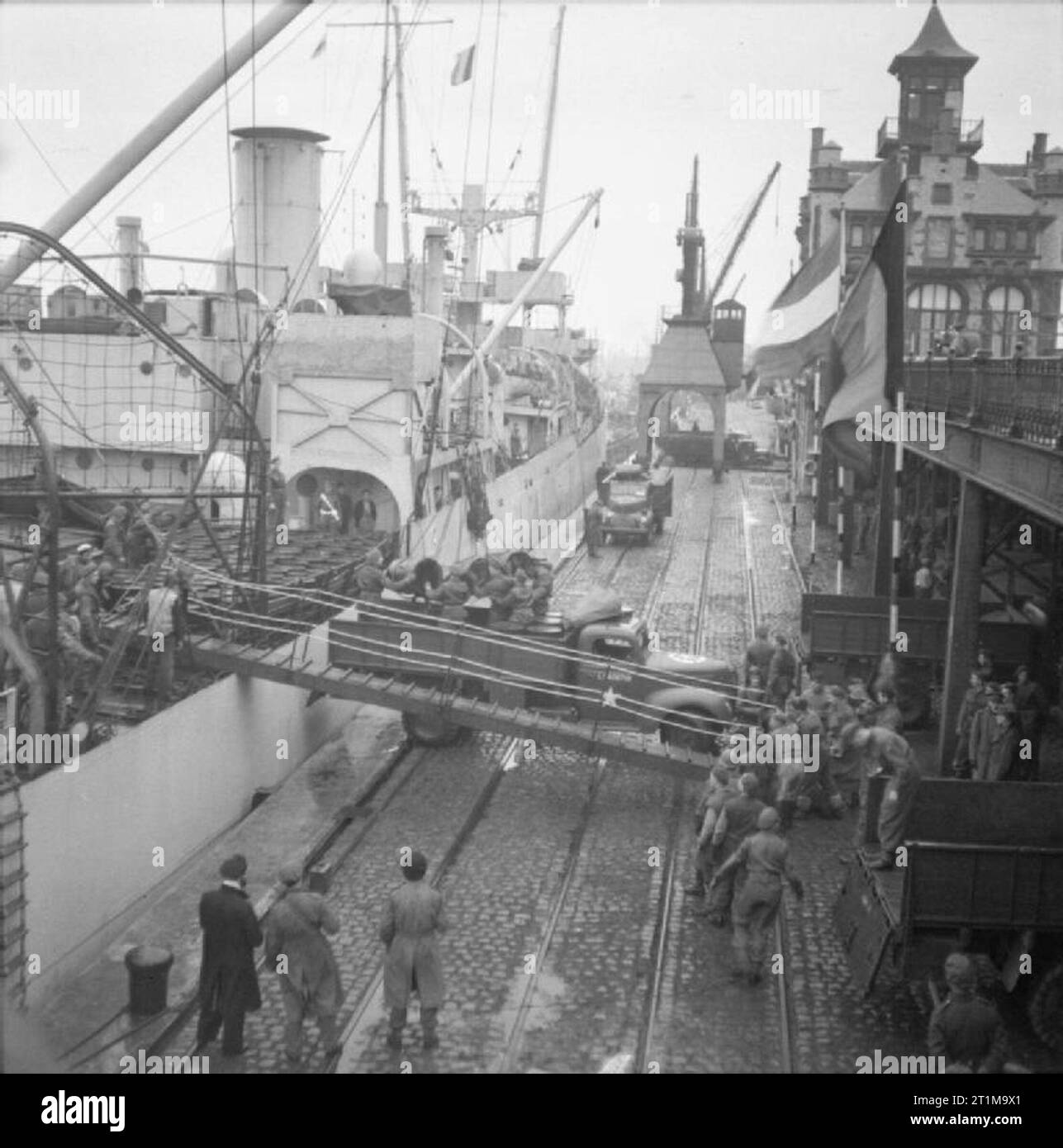 The British Army in North-west Europe 1944-45 Oil being unloaded from ...