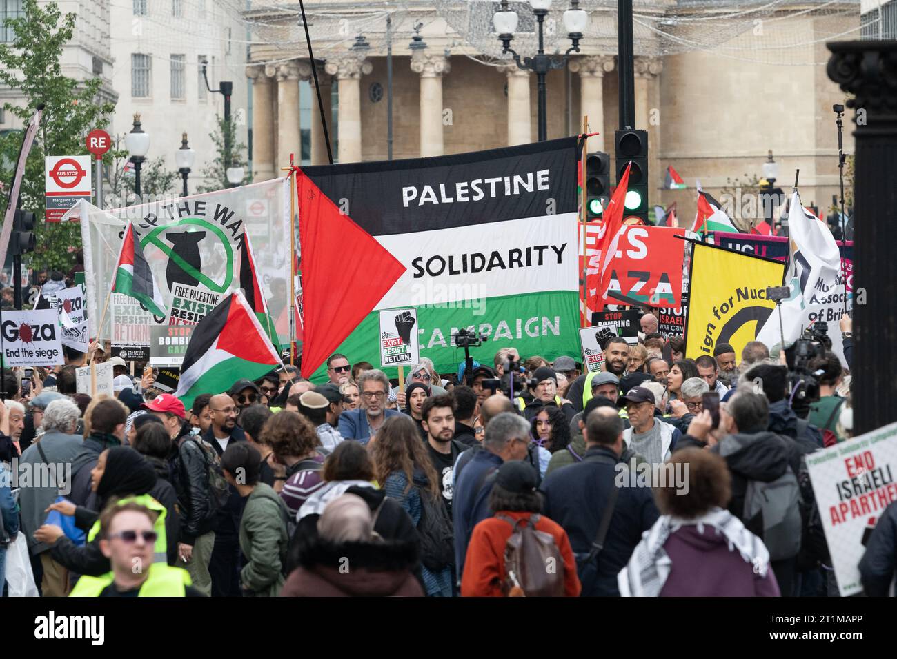 London, UK. 14 October, 2023. Thousands of Palestine supporters march ...