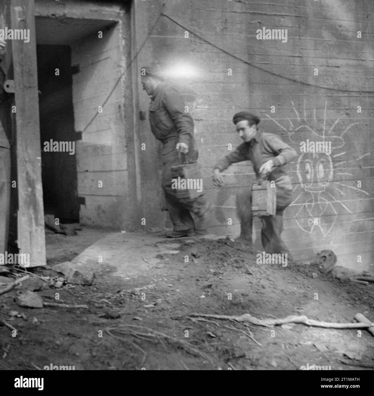 Tnt explosive Black and White Stock Photos & Images - Alamy