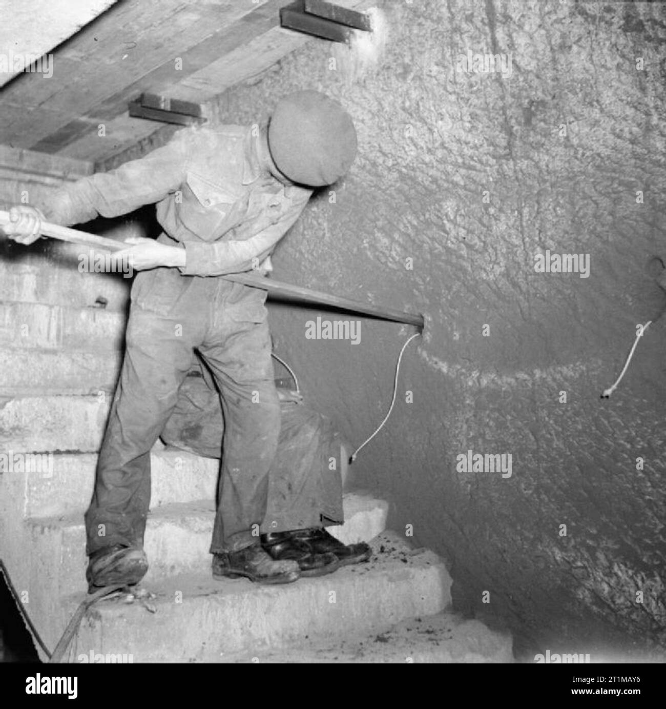 Underground explosives hi-res stock photography and images - Alamy