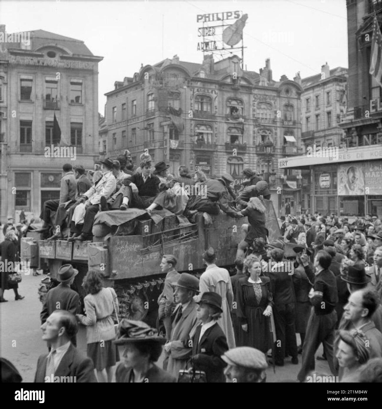 The British Army in North-west Europe 1944-45 Scenes of jubilation as ...