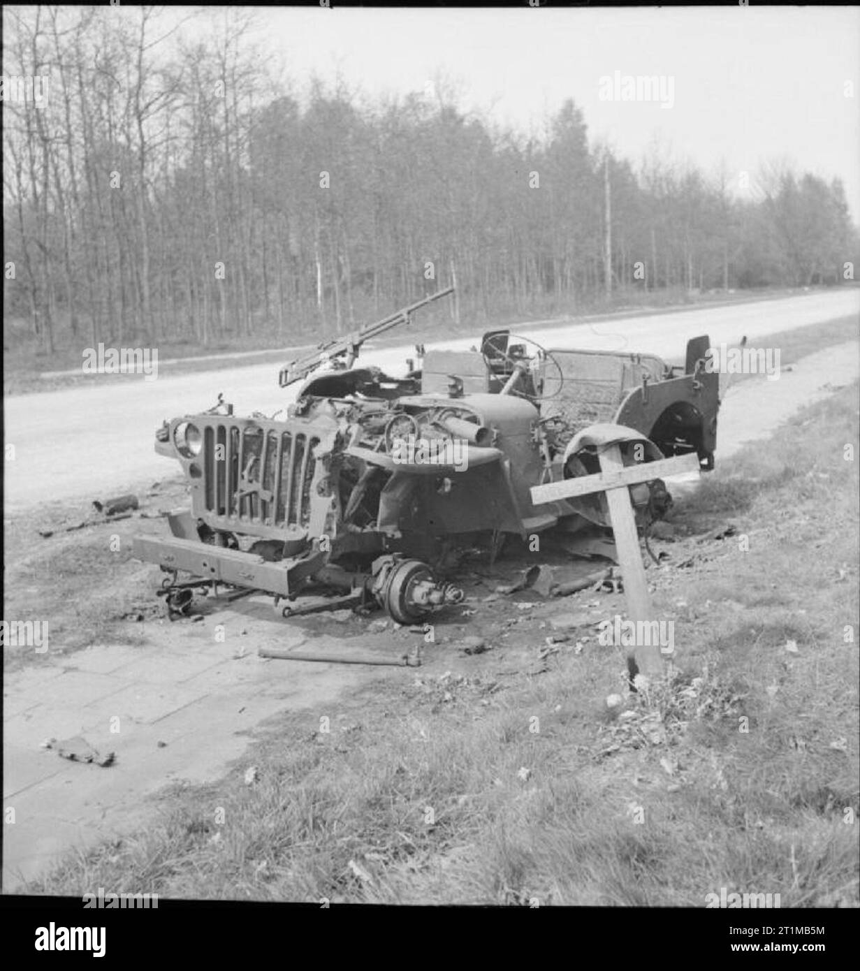 The British Army in North-west Europe 1944-45 The grave of a British ...