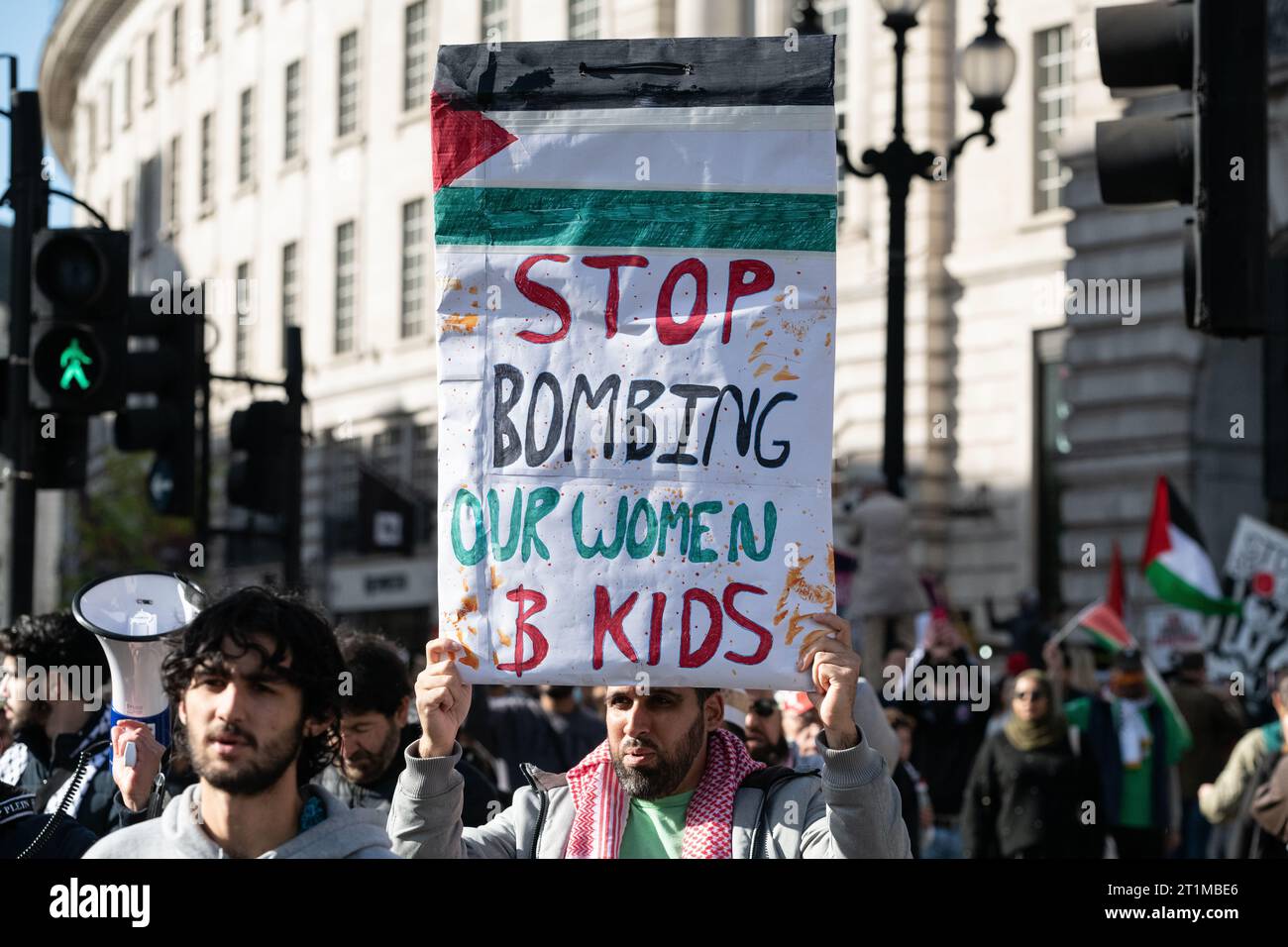 London, UK. 14 October, 2023. Thousands of Palestine supporters march ...