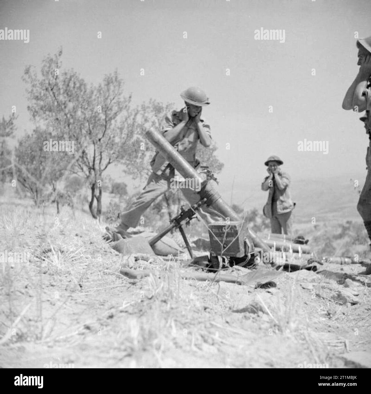 The British Army in Sicily 1943 4.2-inch mortar of 1st Princess Louise ...
