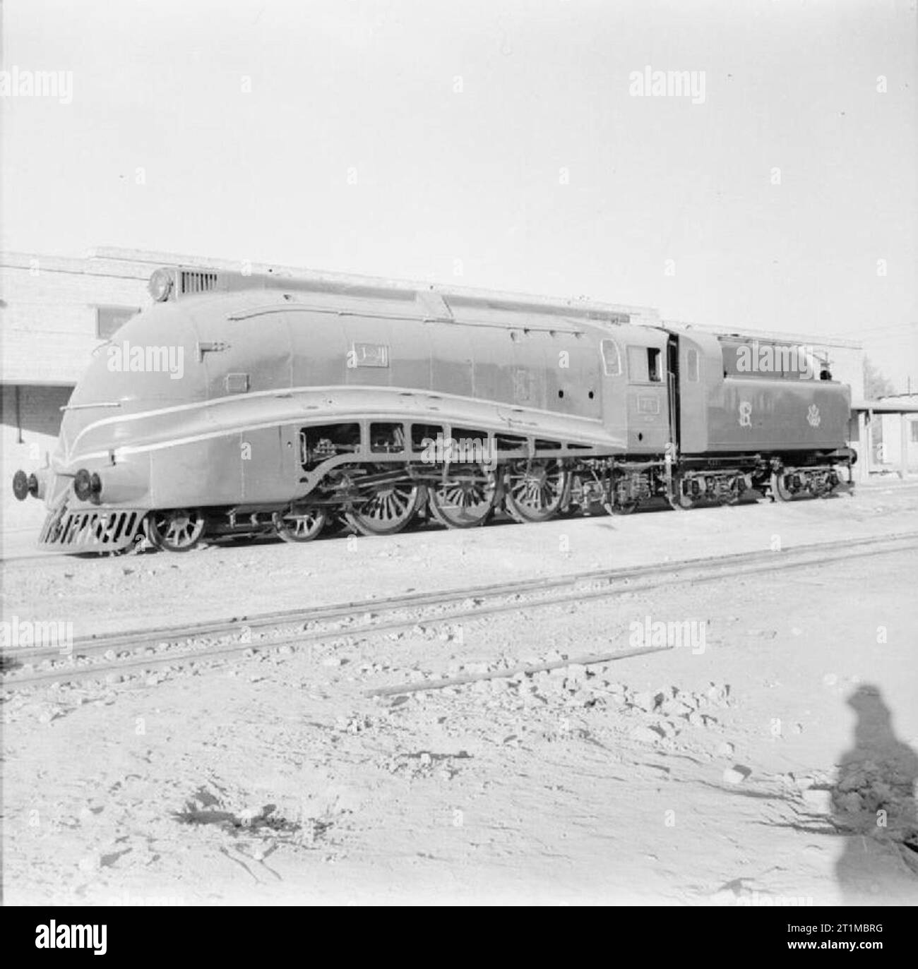 The British Army in the Middle East 1943 The 'Iraqi Steamliner', a ...