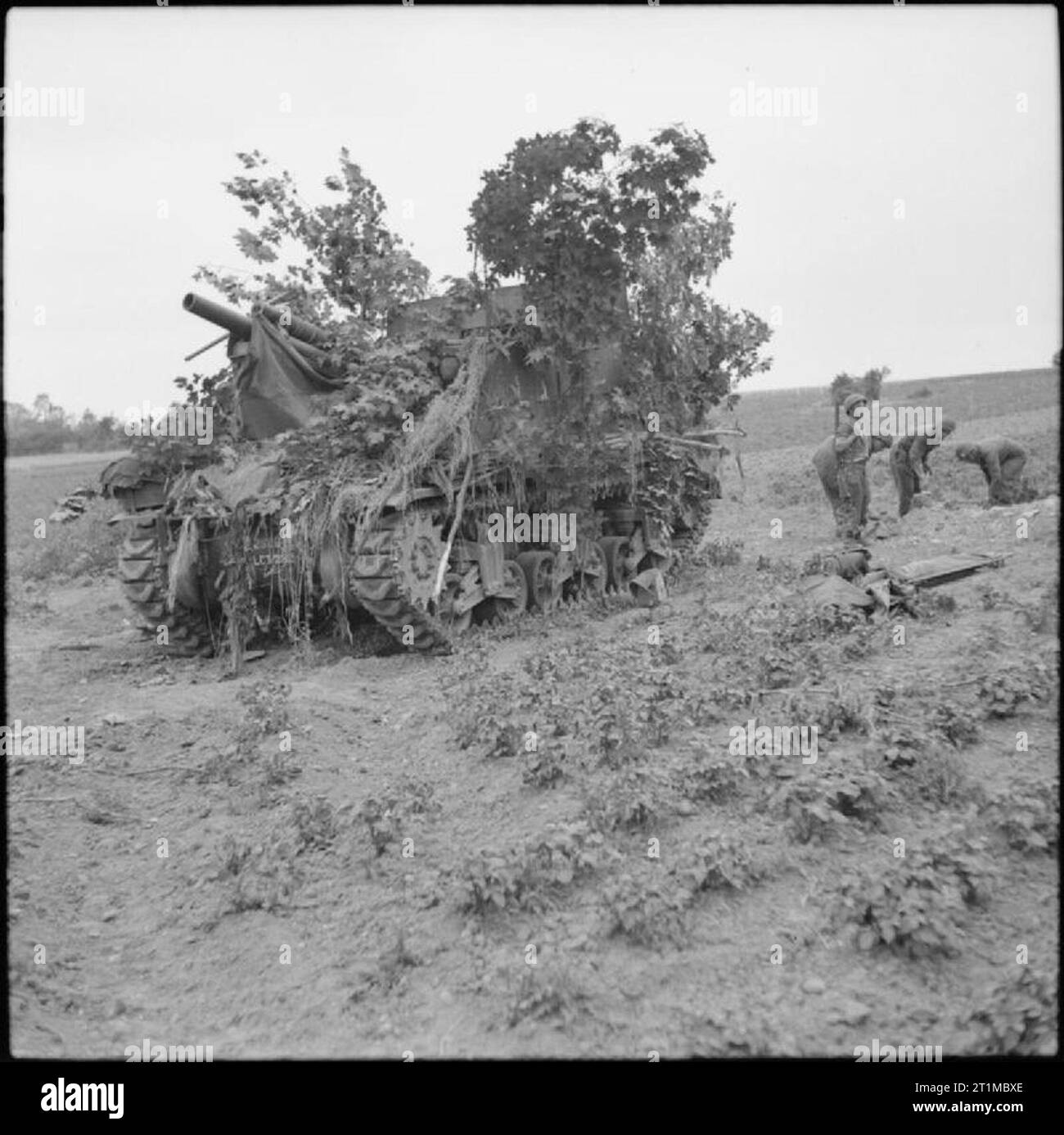 The British Army in the Normandy Campaign 1944 Camouflaged Priest 105mm ...
