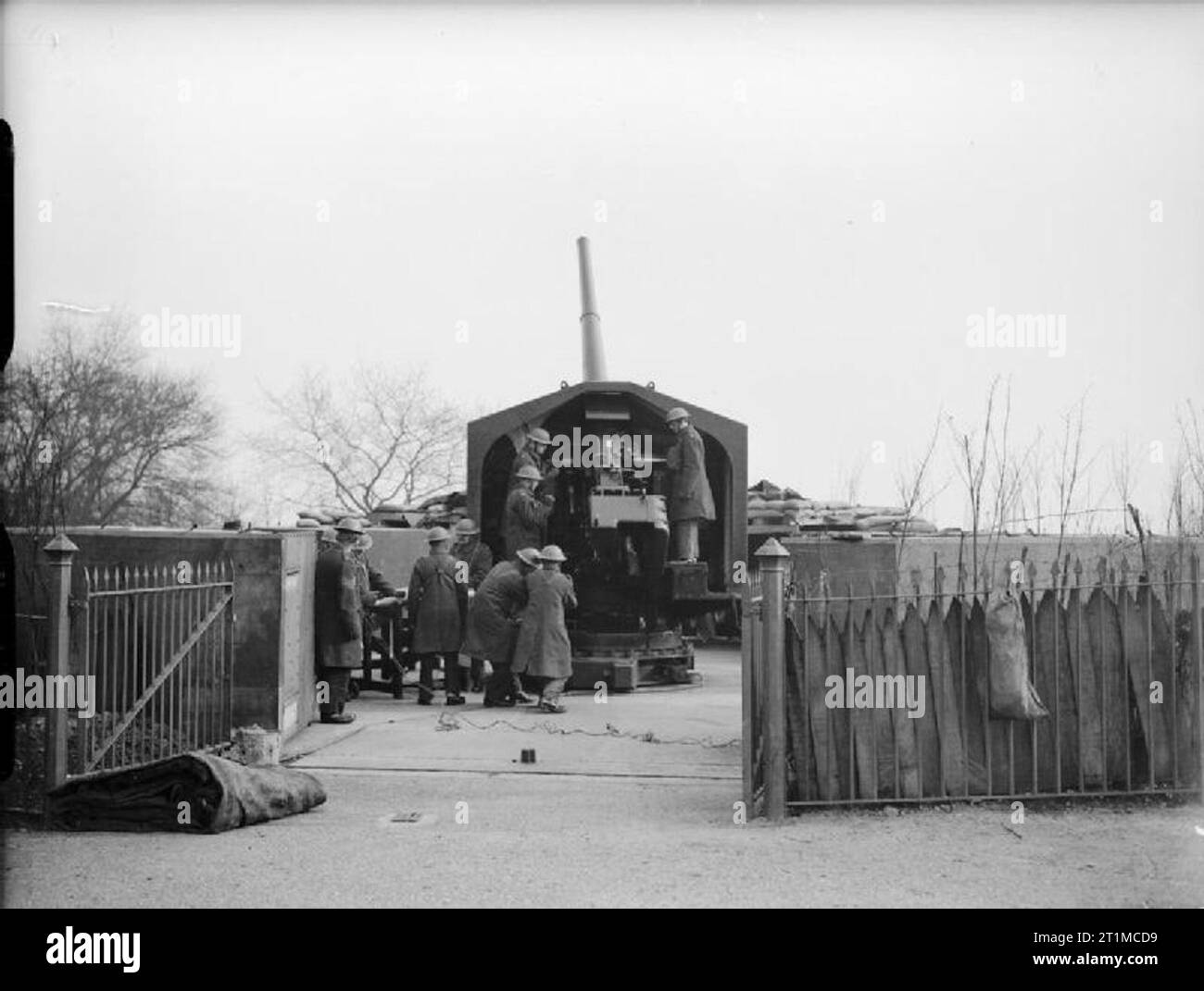 The British Army in the United Kingdom 1939-1945 4.5in anti-aircraft ...