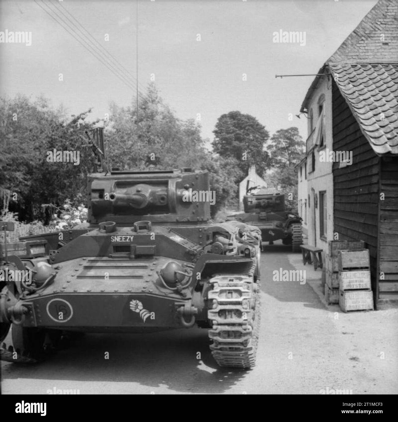 The British Army in the United Kingdom 1939-45 Valentine tanks of 6th ...