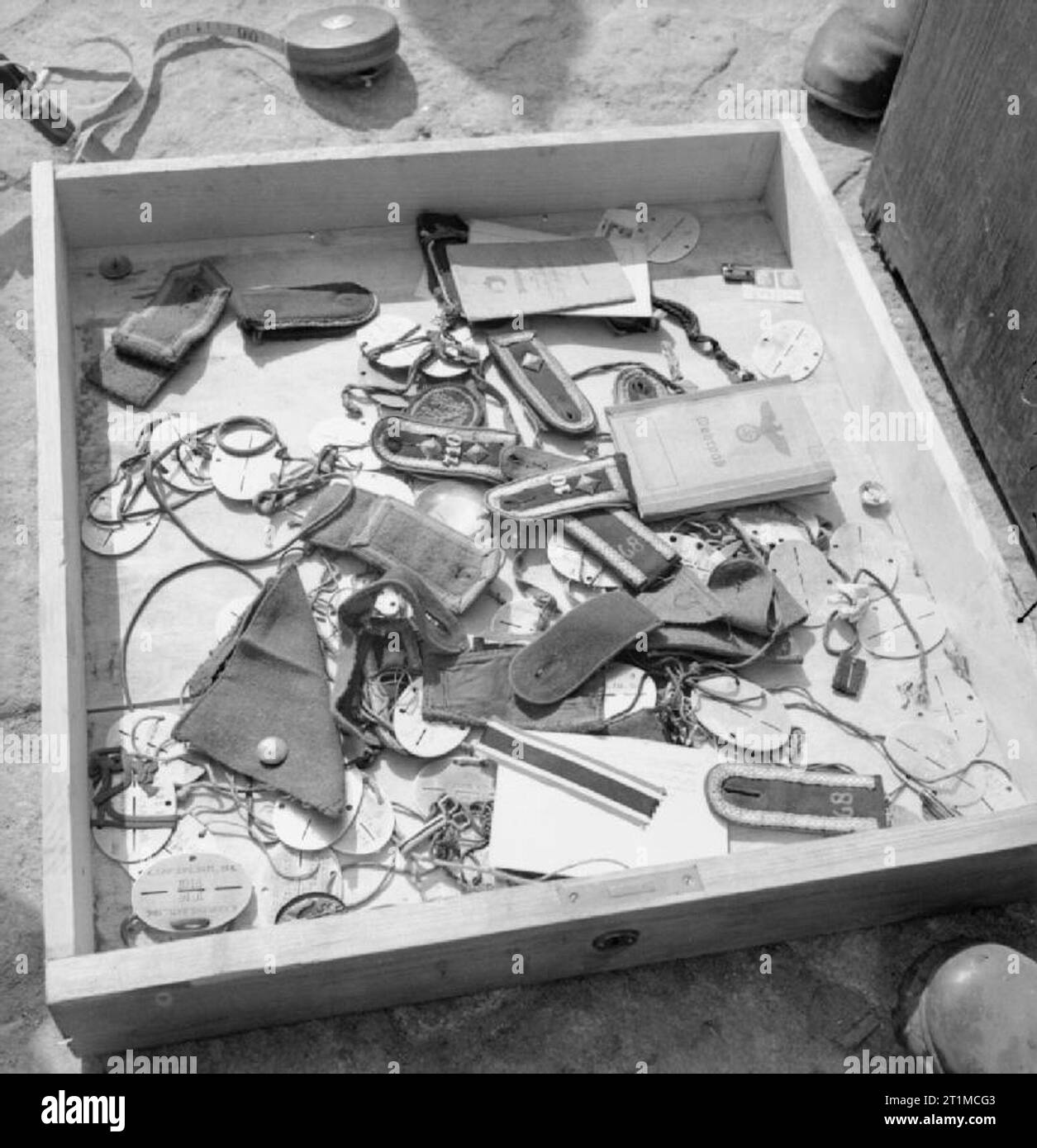 Military unit insignia hi-res stock photography and images - Alamy