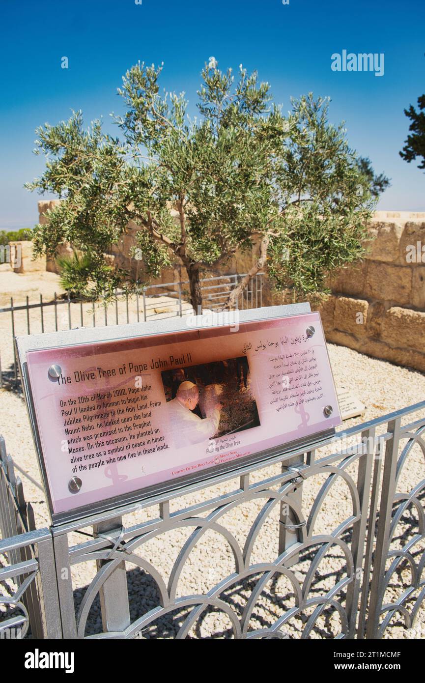 Jerash churches hi-res stock photography and images - Alamy
