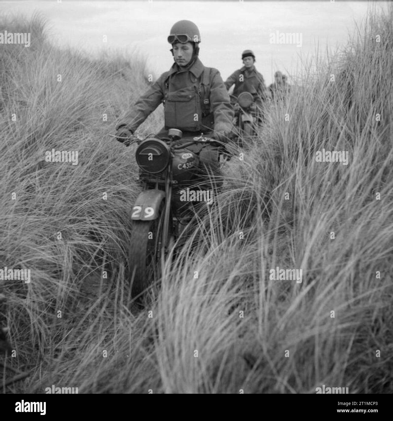 The British Army in the United Kingdom 1939-45 Motorcylists of 59th ...