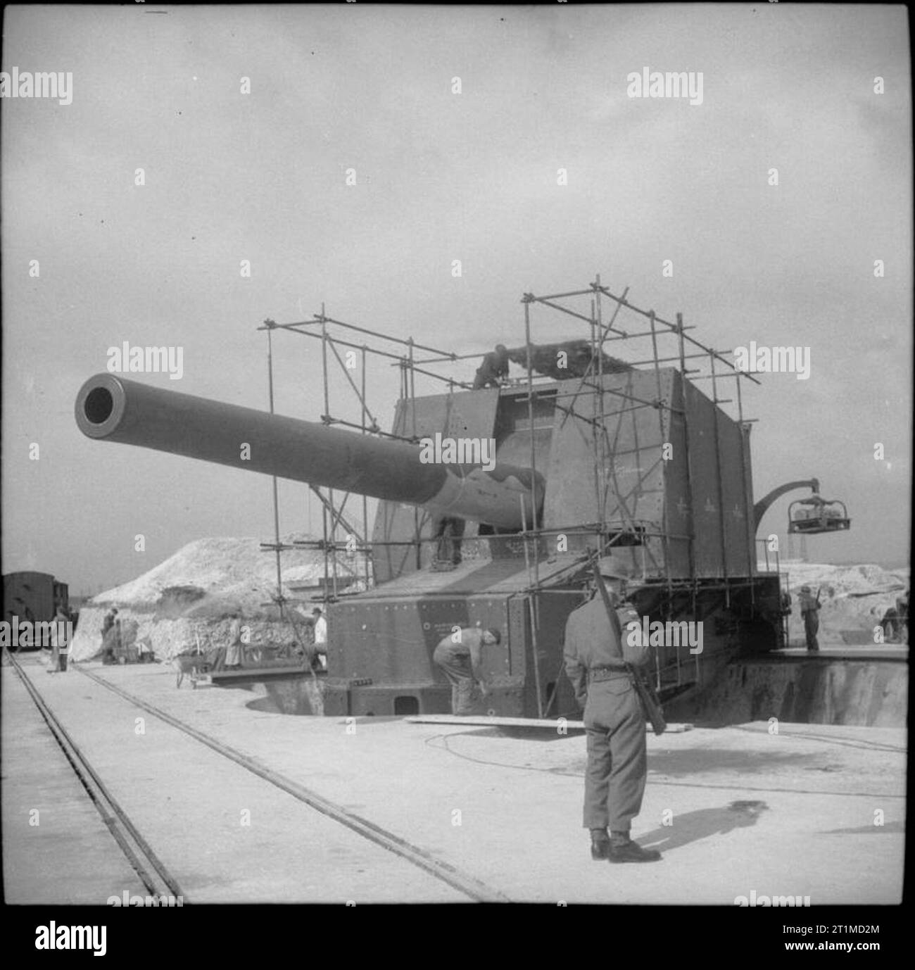 The British Army in the United Kingdom 1939-45 15-inch coastal gun of ...