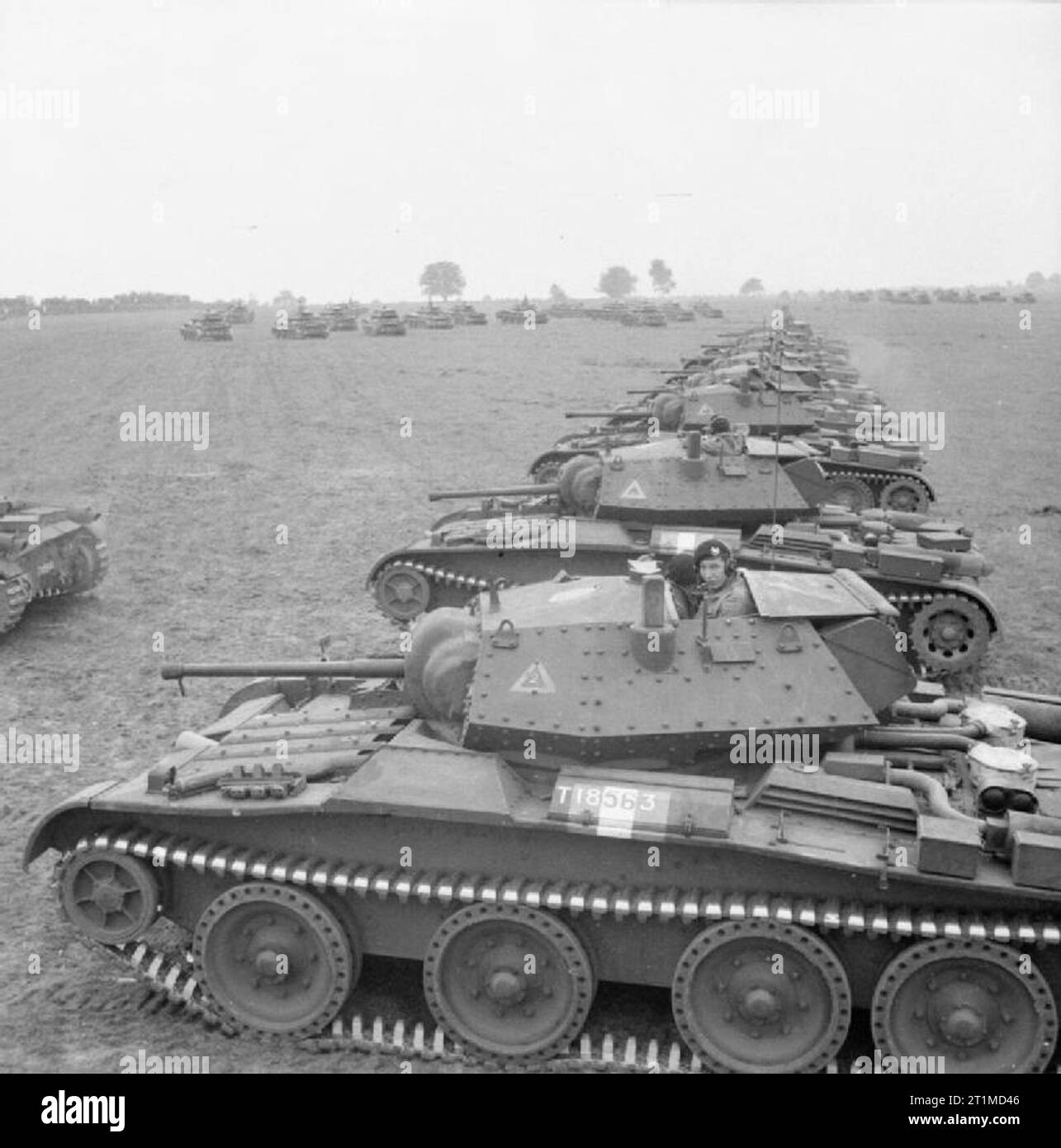 The British Army in the United Kingdom 1939-45 Covenanter tanks of 28th ...