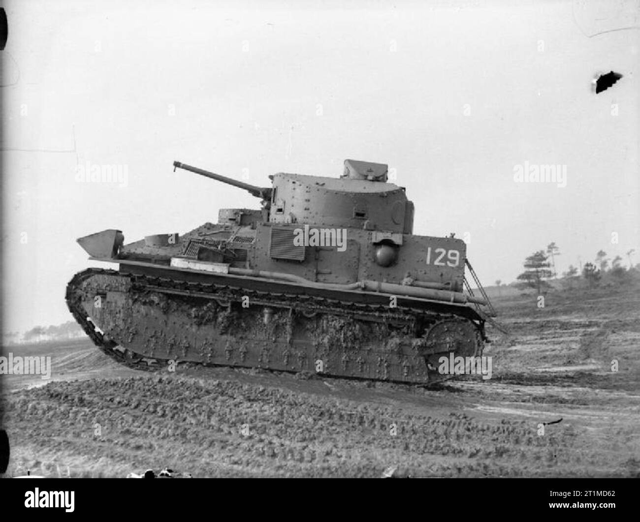 The British Army in the United Kingdom 1939-45 Vickers Medium Mk II ...
