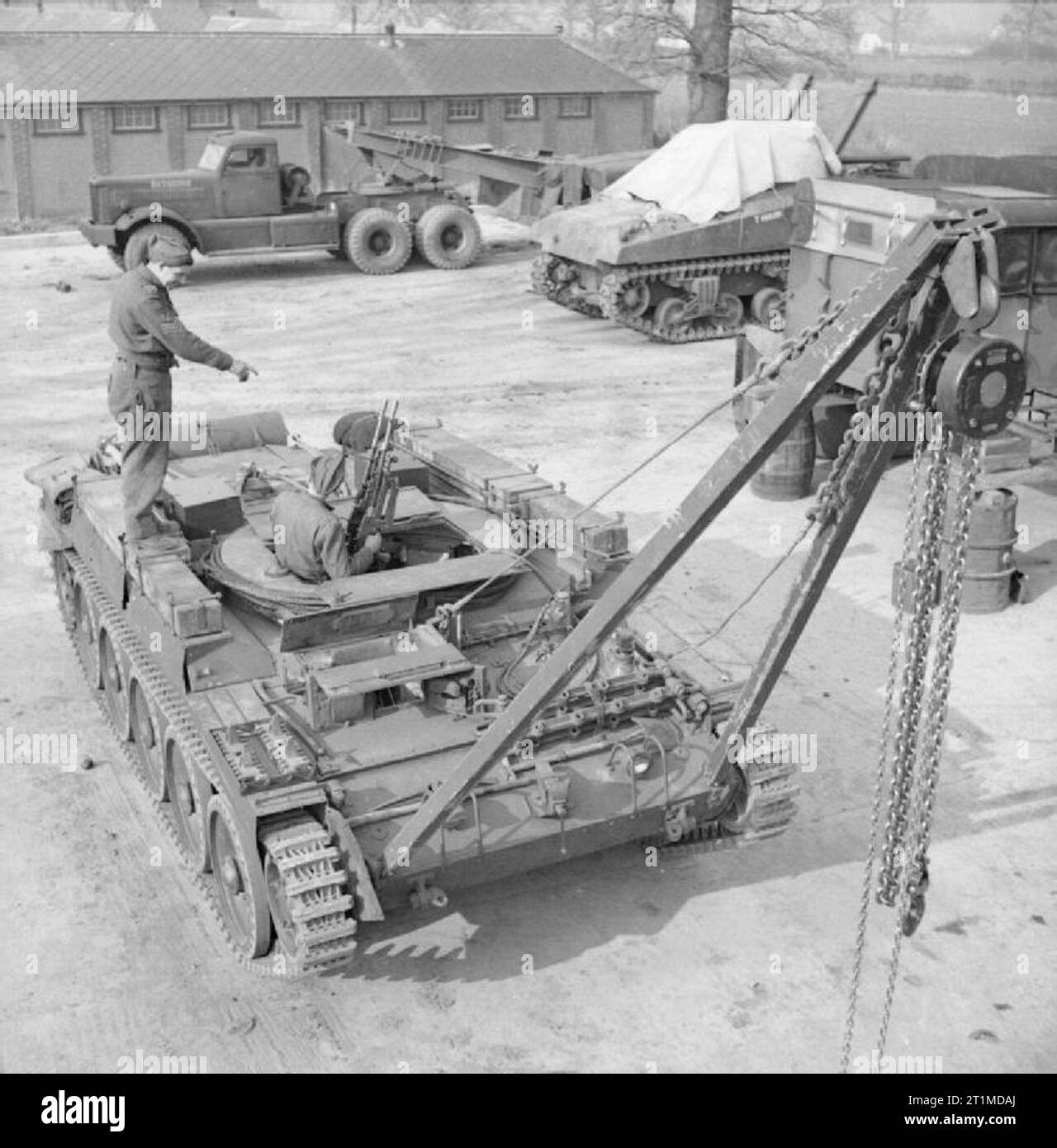 The British Army in the United Kingdom 1939-45 Crusader ARV with A ...