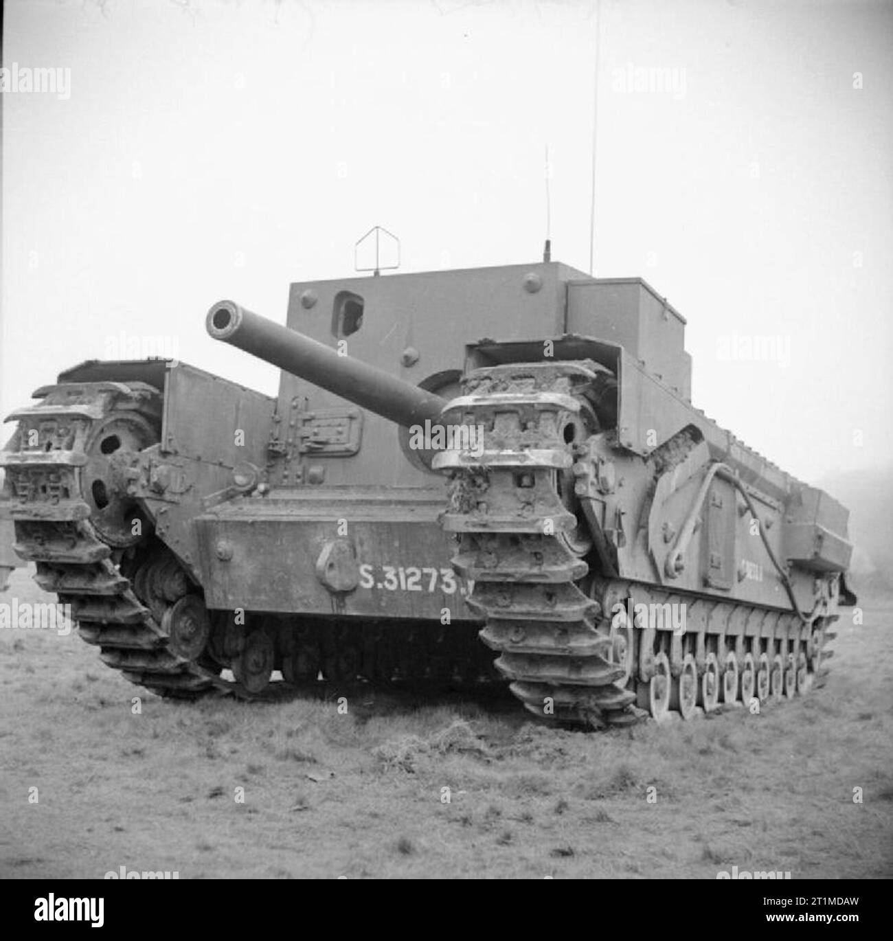 The British Army in the United Kingdom 1939-45 Churchill 3-inch gun ...