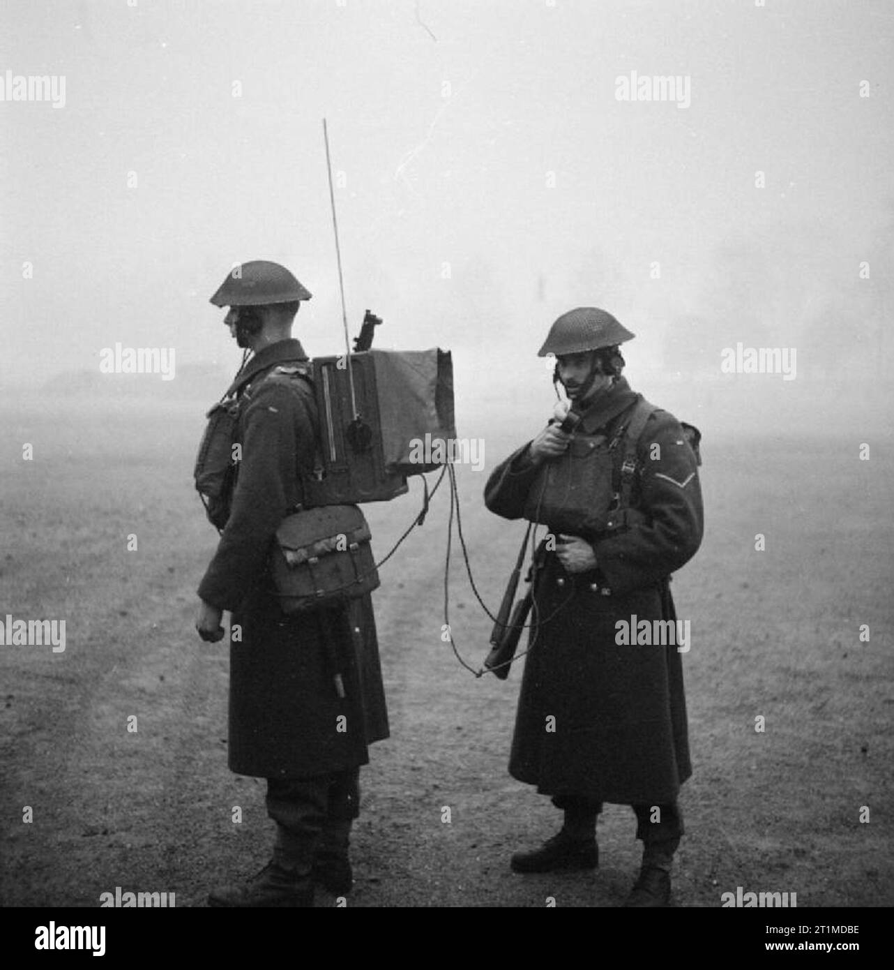 The British Army in the United Kingdom 1939-45 Signallers using a ...
