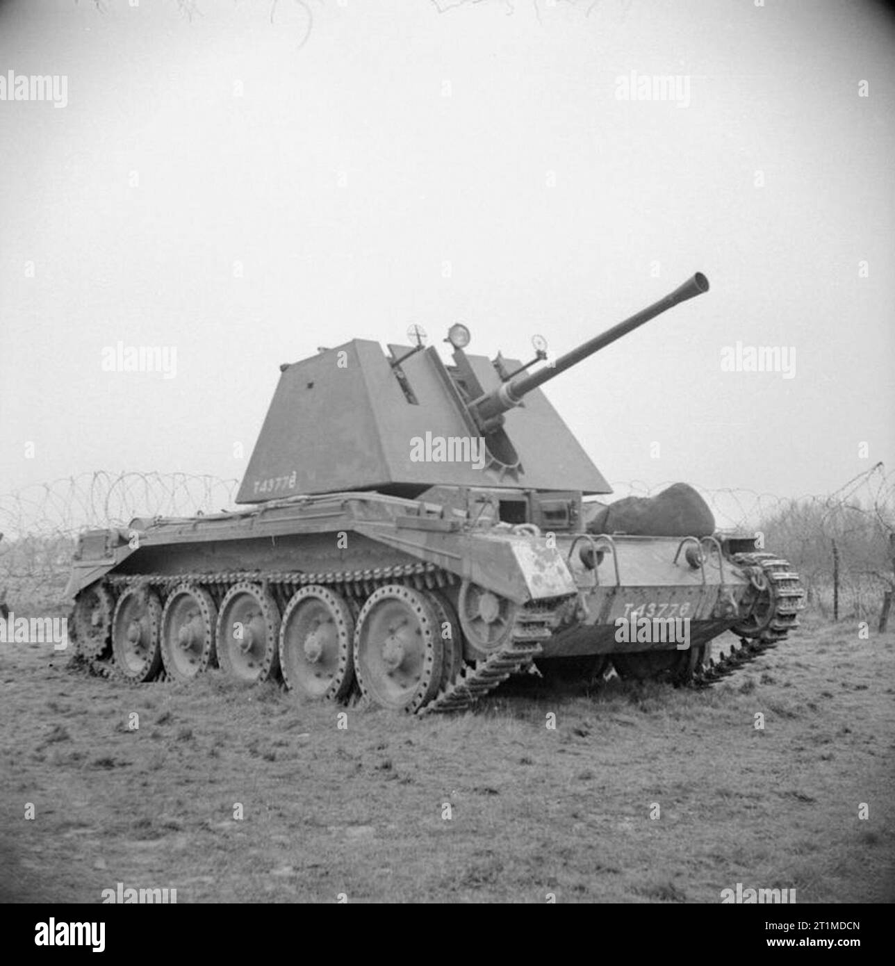 The British Army in the United Kingdom 1939-45 Crusader III anti ...