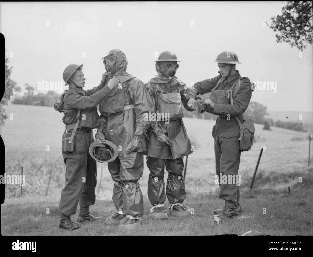 The British Army in the United Kingdom 1939-45 A gas decontamination ...