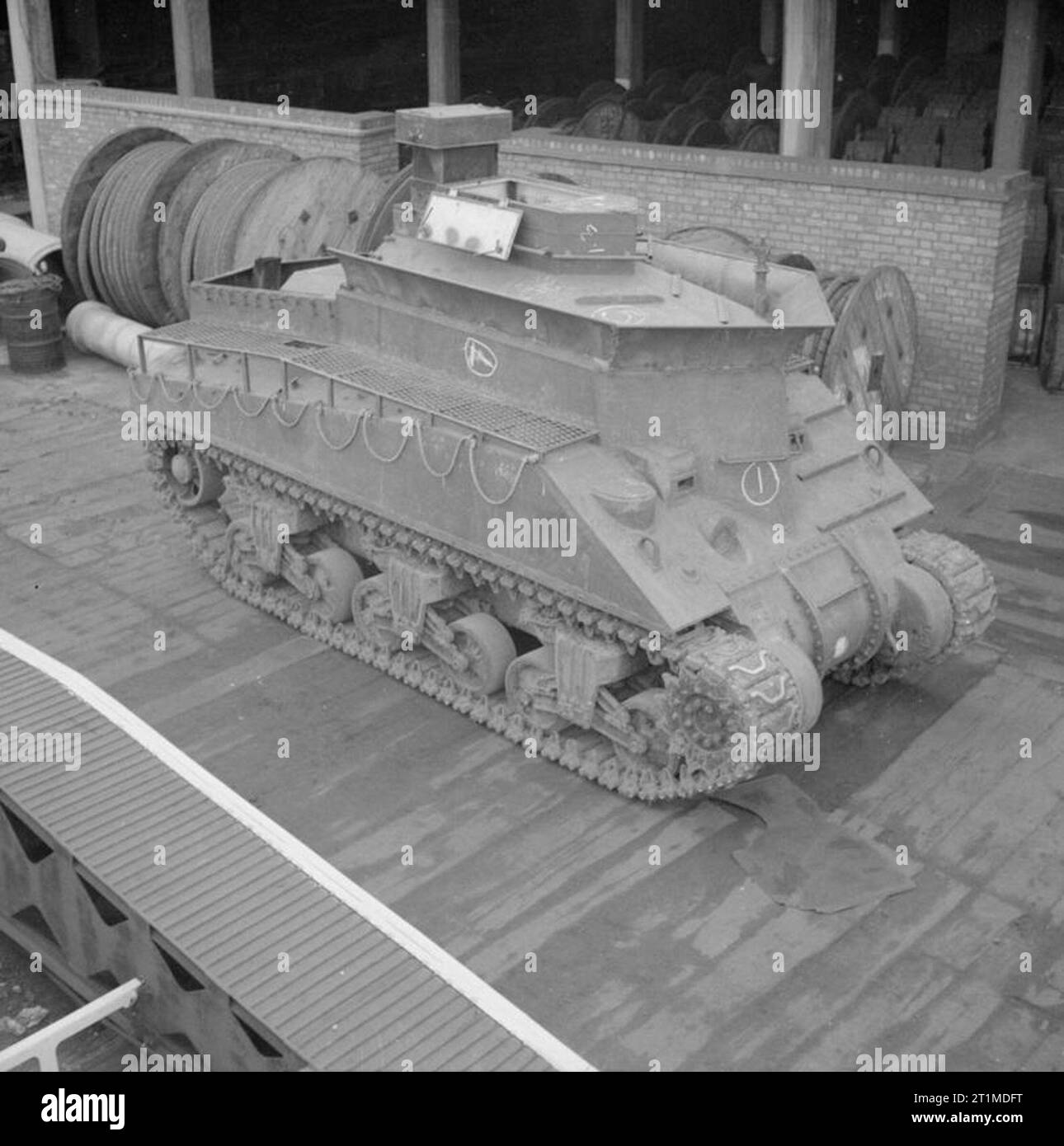 The British Army in the United Kingdom 1939-45 Sherman BARV (Beach ...