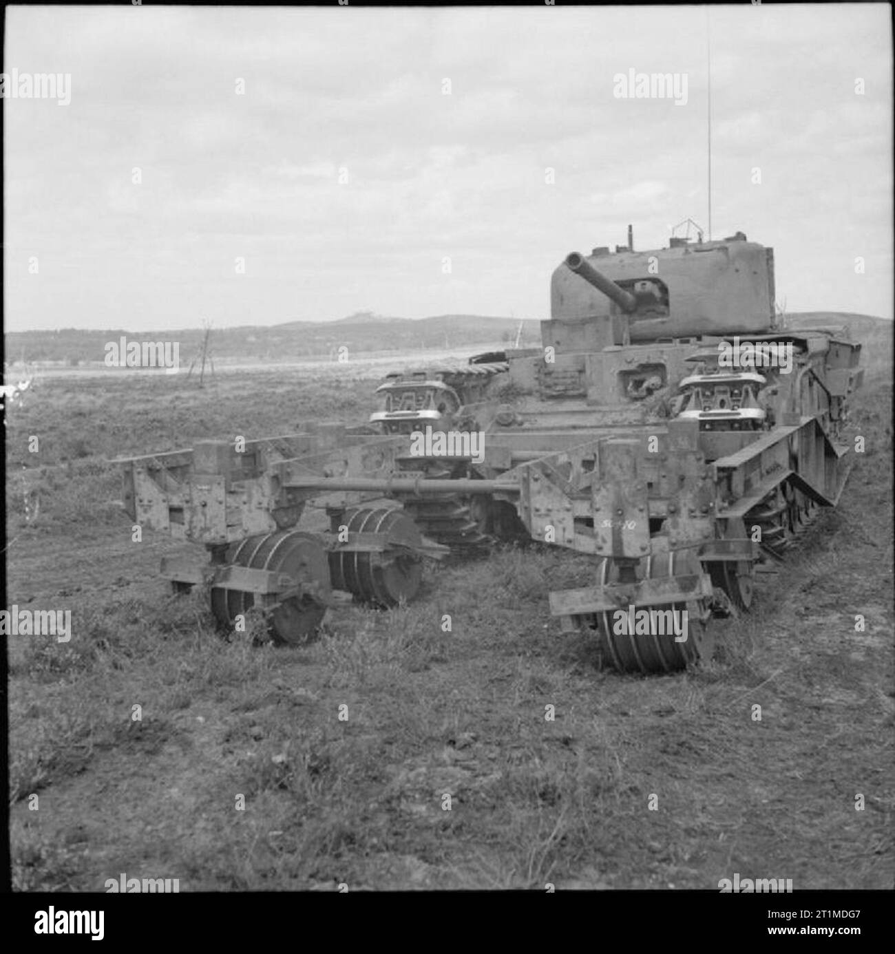 The British Army in the United Kingdom 1939-45 Churchill tank with ...