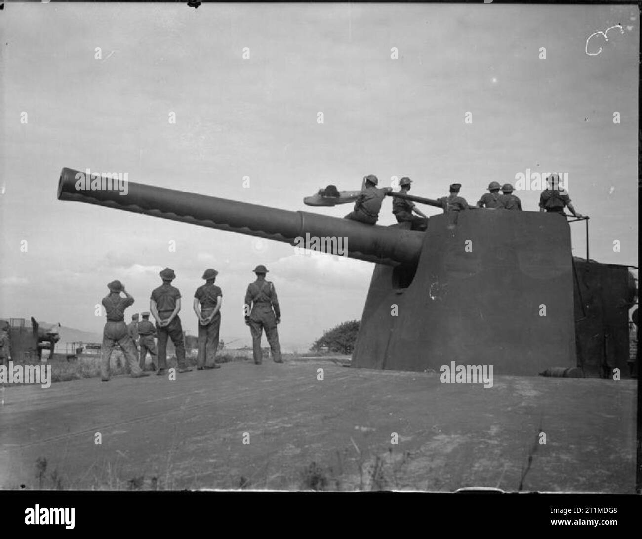 The British Army in the United Kingdom 1939-45 The crew of a 9.2-inch ...