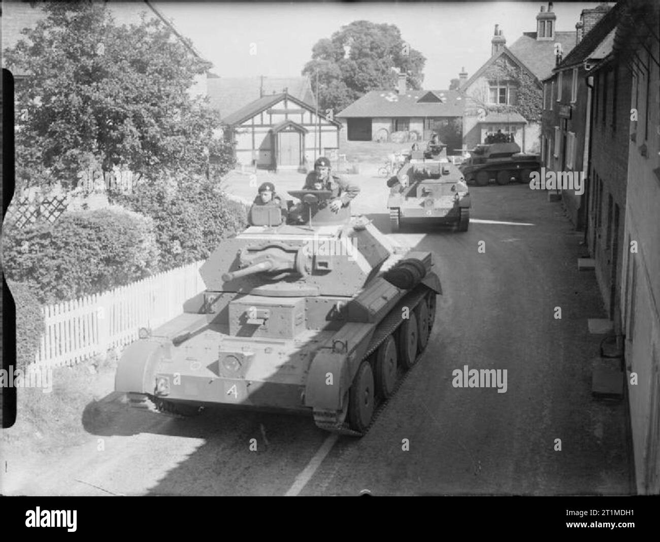 The British Army in the United Kingdom 1939-45 A column of Cruiser Mk ...