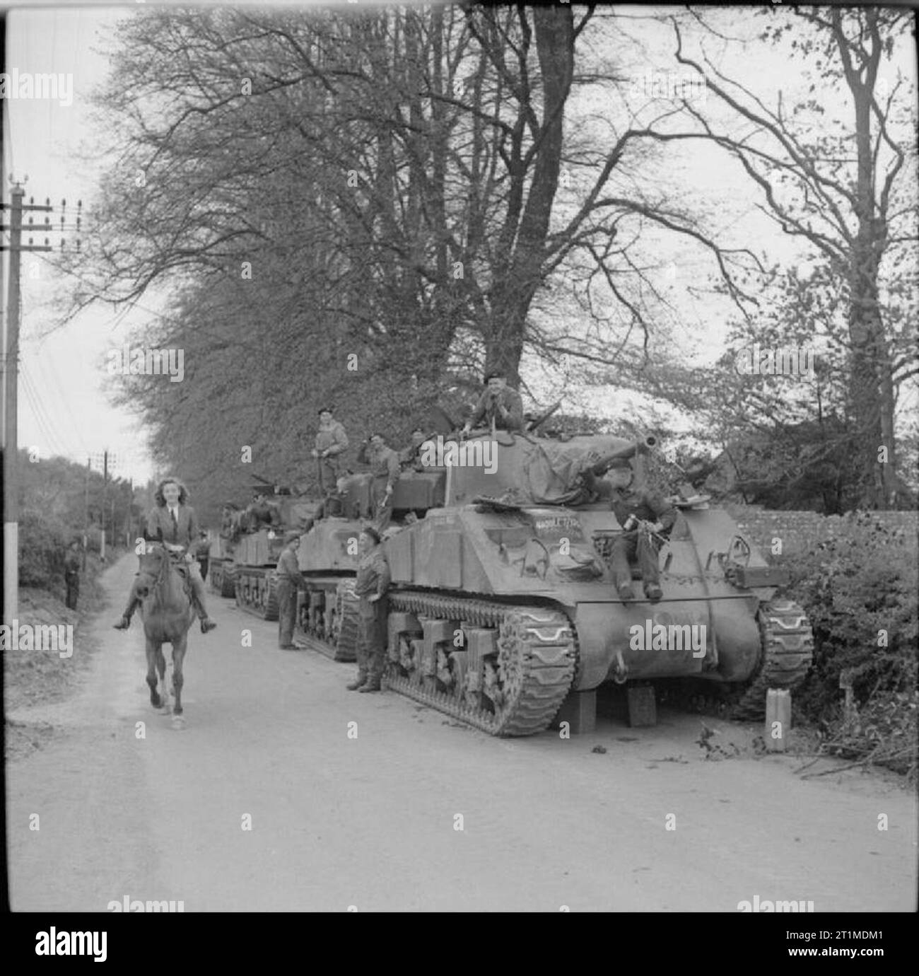 The British Army in the United Kingdom 1939-45 Sherman tank crews of ...