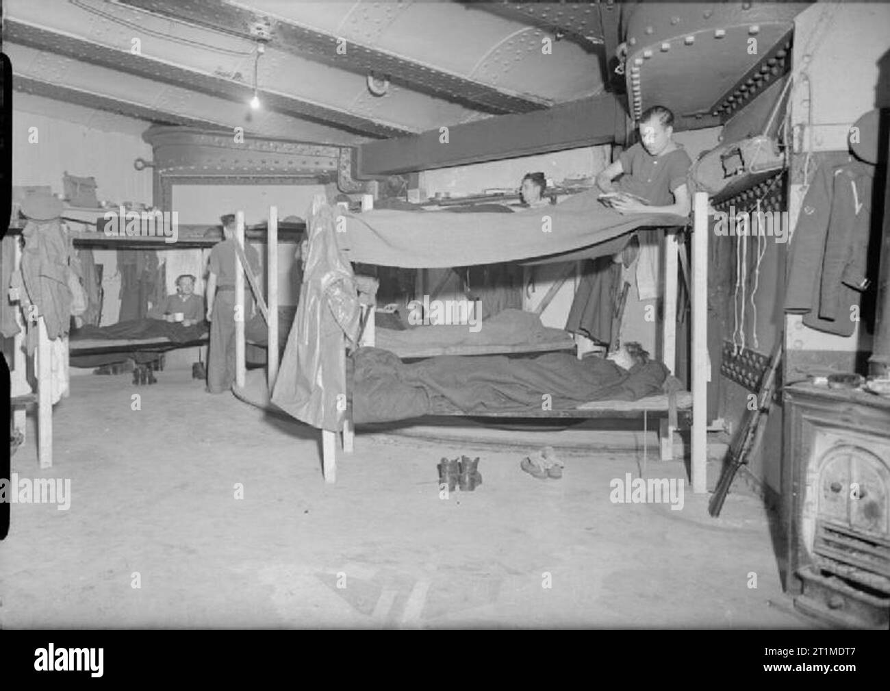 The British Army in the United Kingdom 1939-45 Other ranks sleeping ...