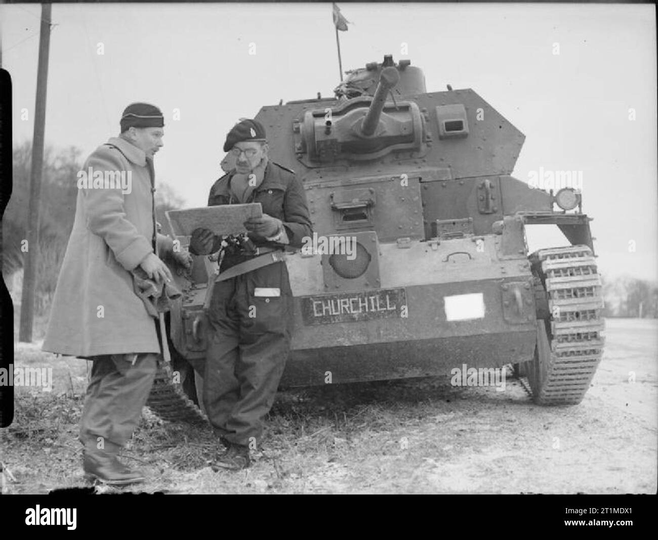 The British Army in the United Kingdom 1939-45 Tank officers consult a ...