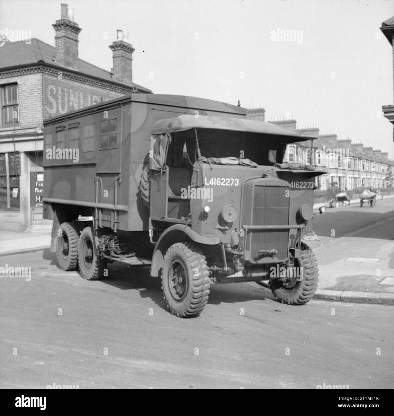 The British Army in the United Kingdom 1939-45 Leyland Retriever 3-ton ...