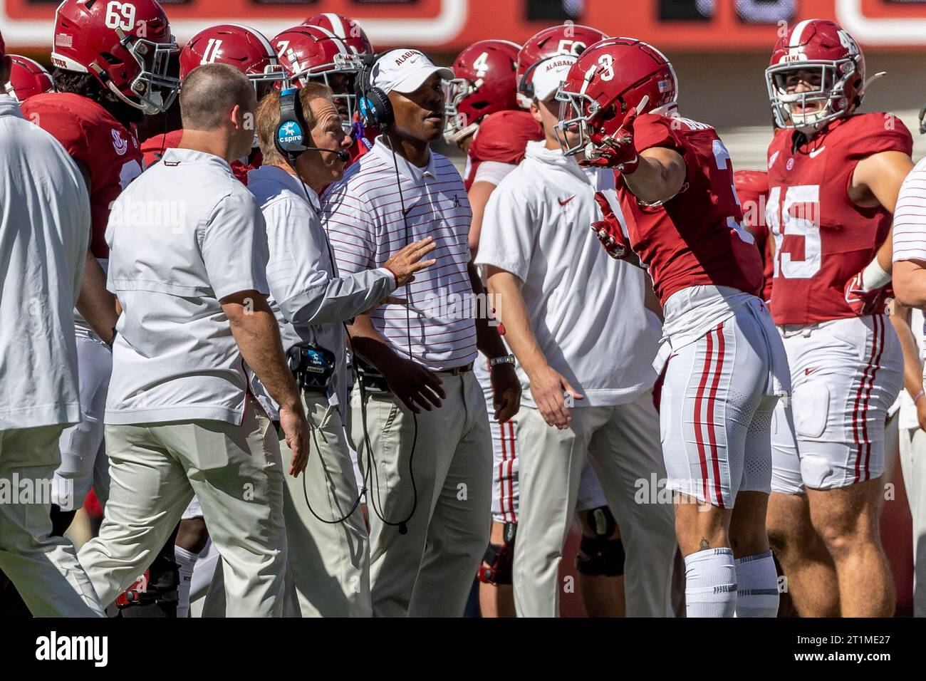 Alabama head coach Nick Saban coaches Alabama wide receiver Jermaine ...