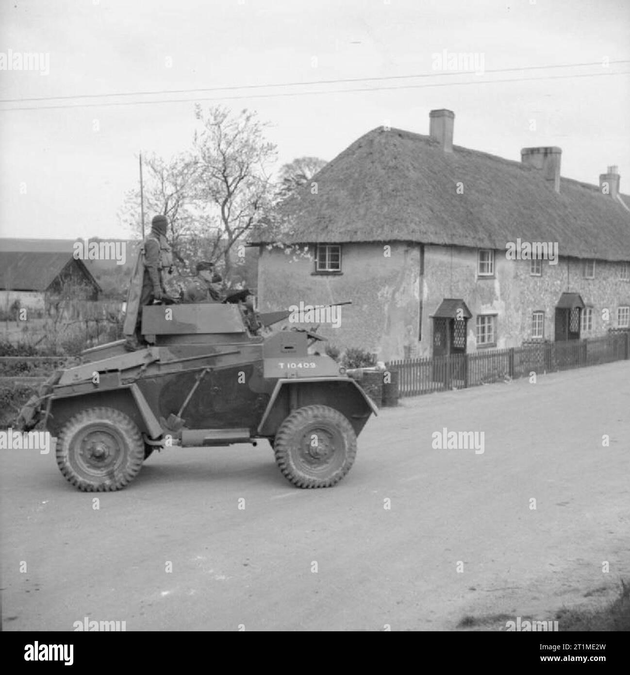The British Army in the United Kingdom 1939-45 Guy Mk IA armoured car ...