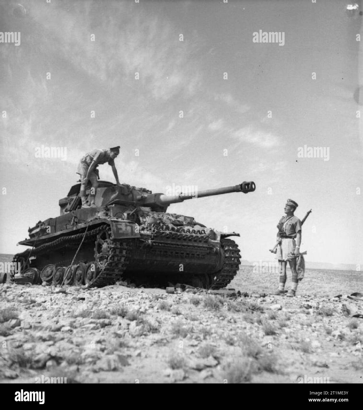 The British Army in Tunisia 1943 Guardsmen of the Scots Guards inspect ...