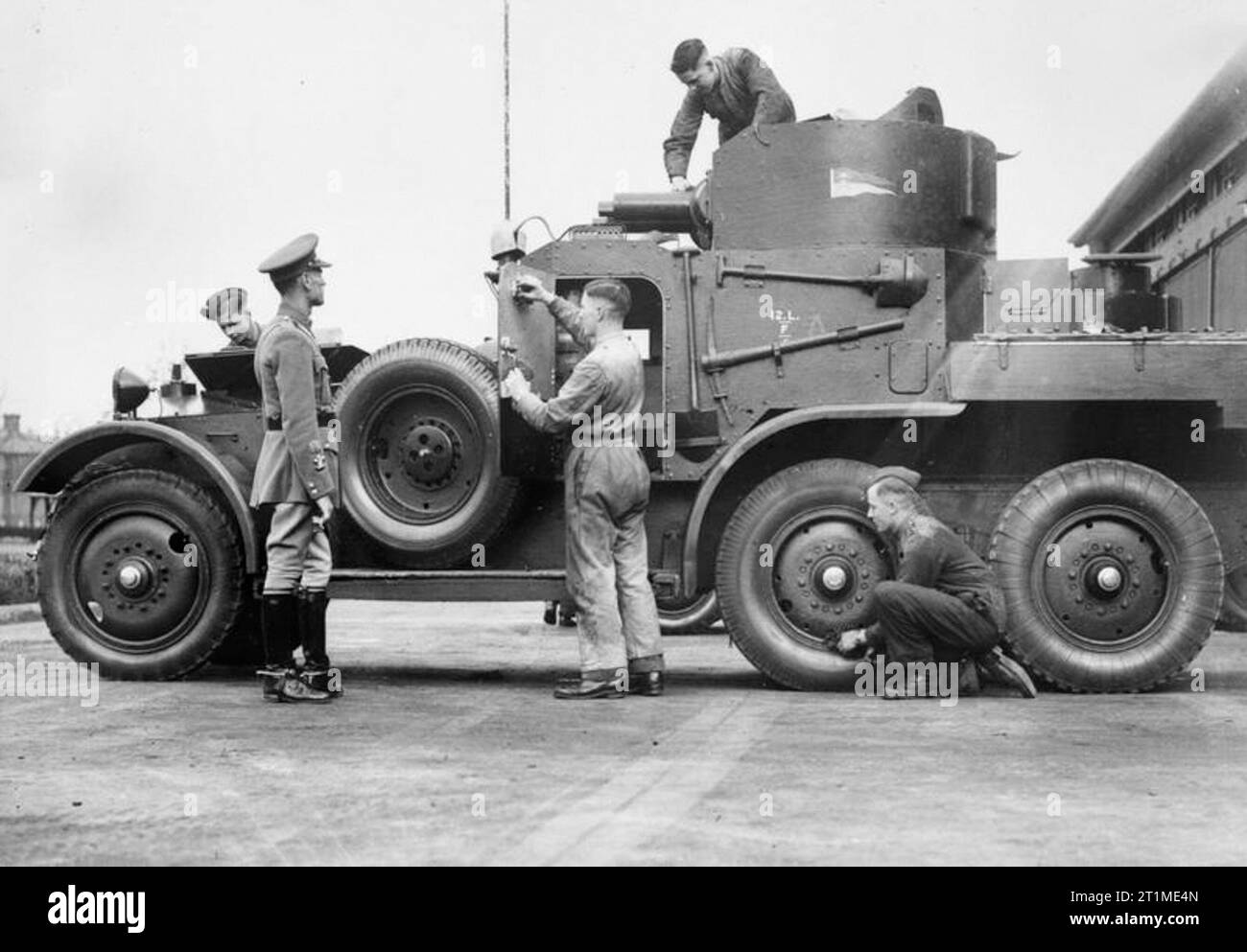 The British Army in the United Kingdom An officer and men of a cavalry ...