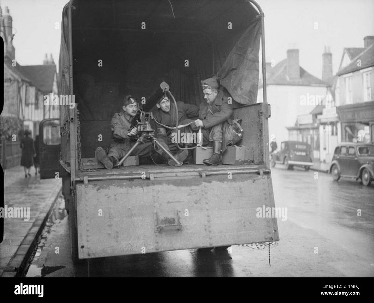 The Home Guard 1939-1945 The Home Guard: The machine gun section of ...