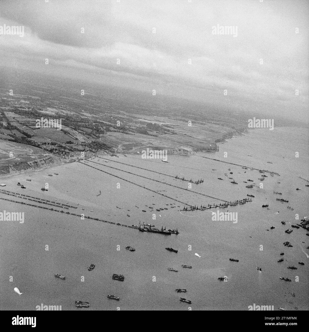 The Mulberry artificial harbour off Arromanches in Normandy, September ...