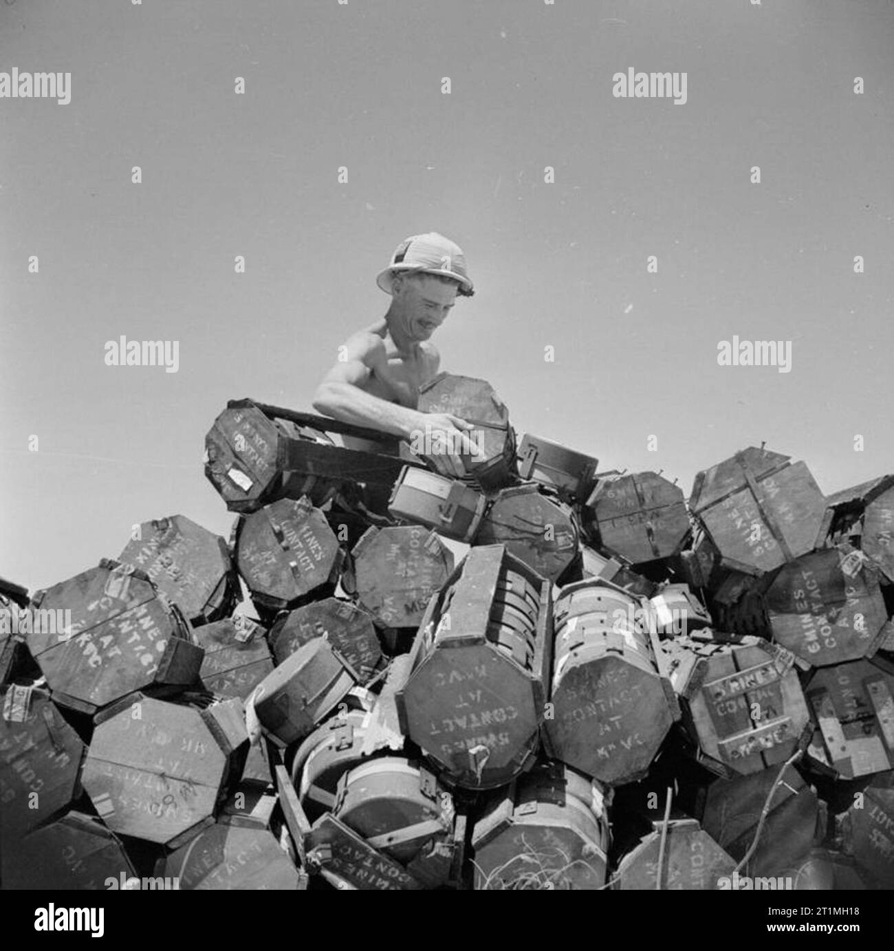 Commonwealth Forces in North Africa 1940-43 A South African sapper with ...