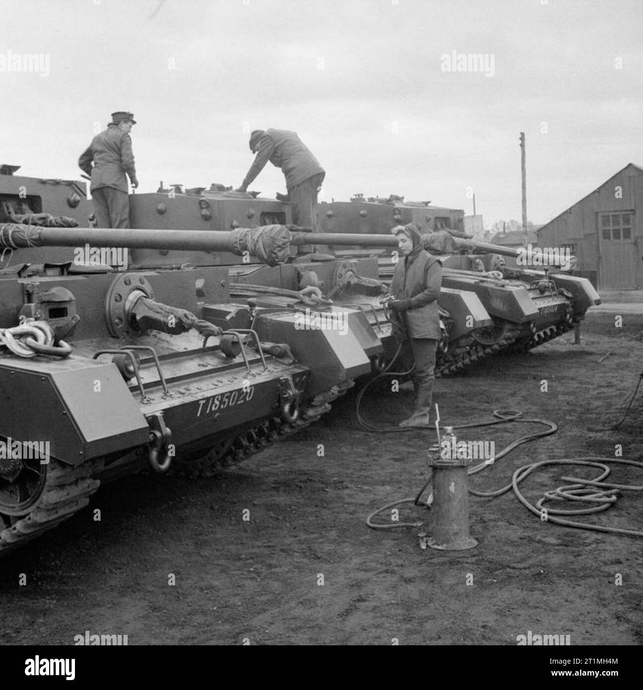 Cromwell and Centaur Tanks Stock Photo - Alamy