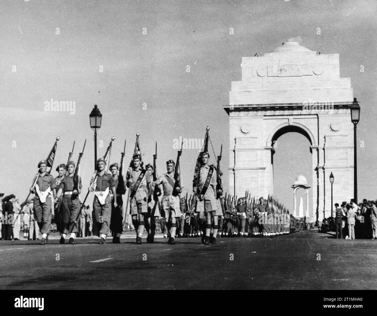 Delhi Victory Week Parade A colour party leads the British infantry ...