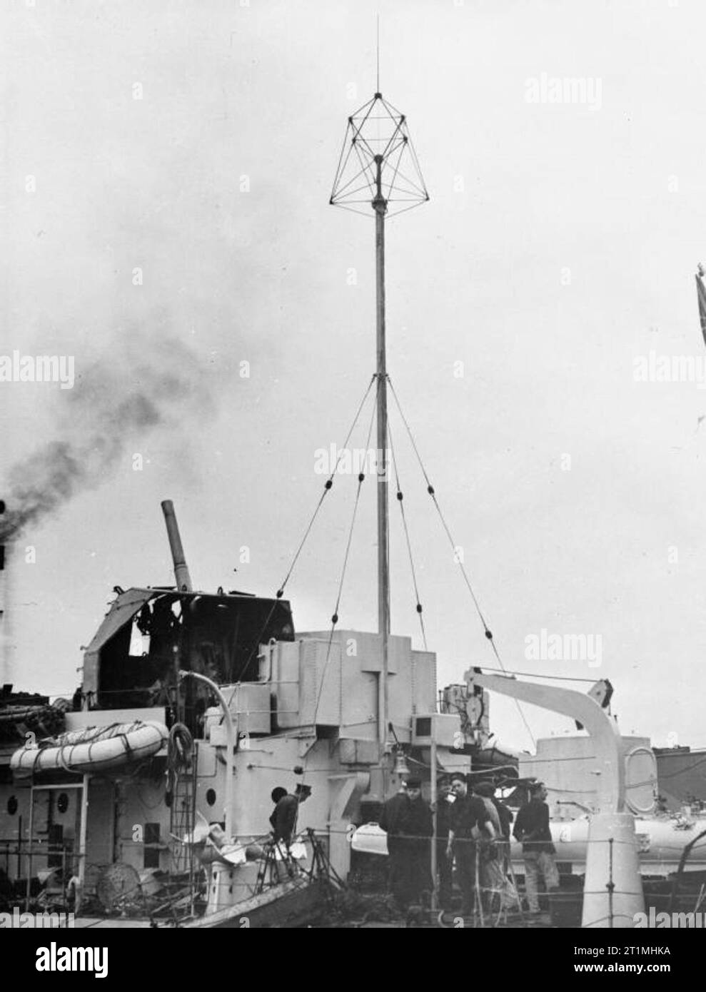 Radar and Electronic Warfare 1939-1945 Naval Radar: A High Frequency ...