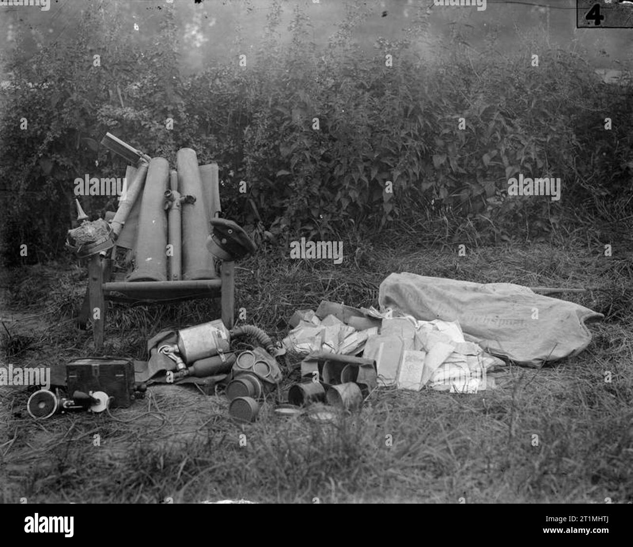 Periscopes hi-res stock photography and images - Alamy